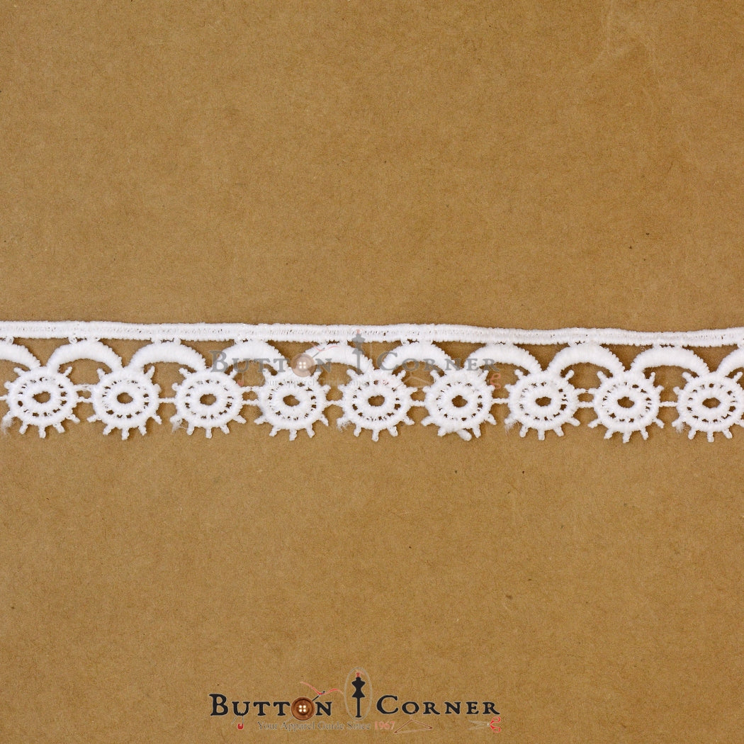 One Side Border Shuttle Lace – Button Corner