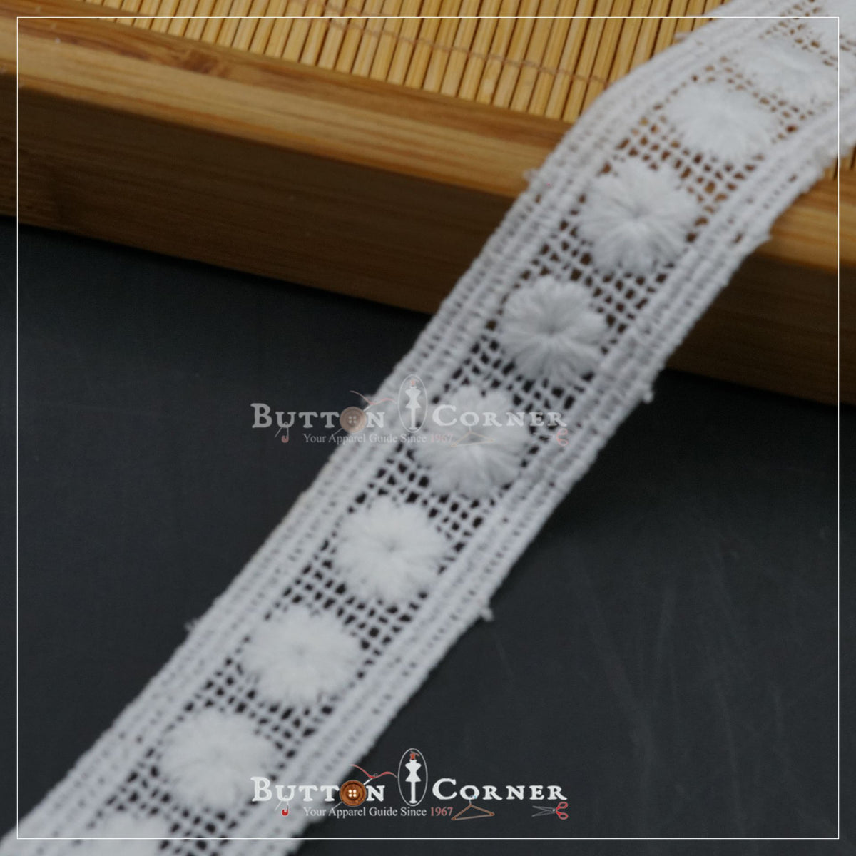 Shuttle Joined Lace – Button Corner