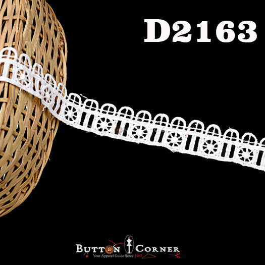 Shuttle One Side Border Lace – Button Corner