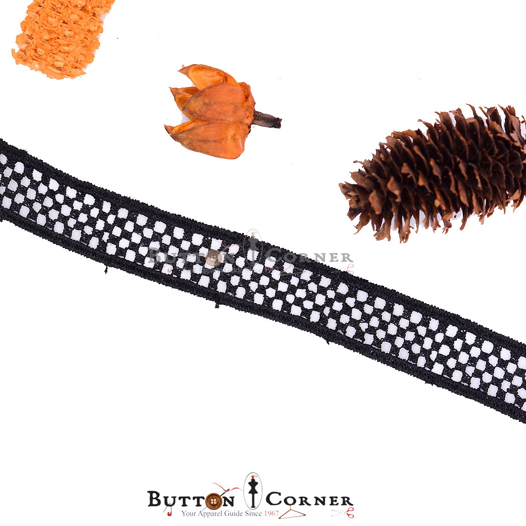 Double Side Border Shuttle Lace – Button Corner