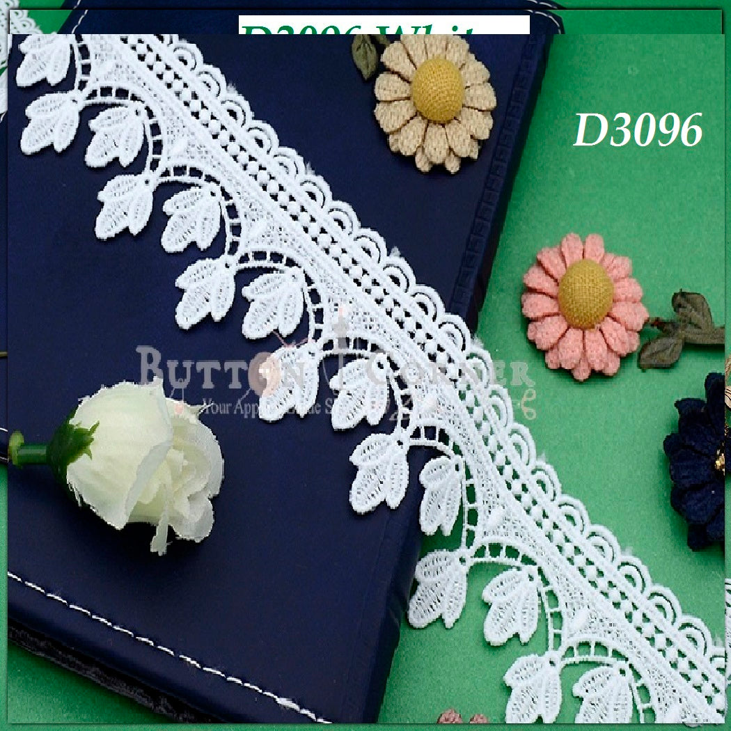 Shuttle One Side Border Lace – Button Corner
