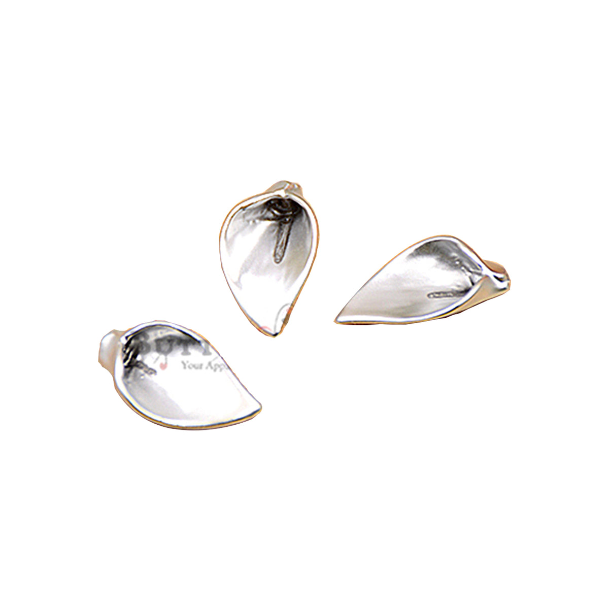 Leaf Shape Hanging – Button Corner