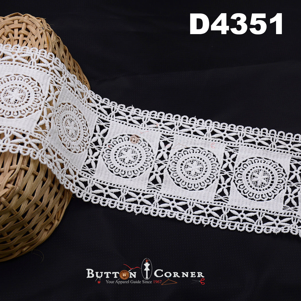 Shuttle Joined Lace – Button Corner