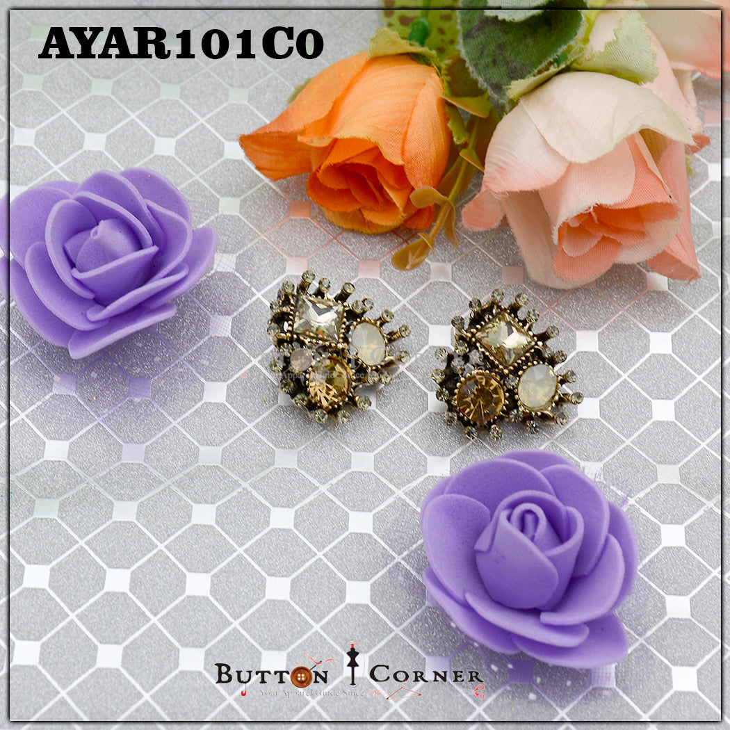 Fancy Stone Button – Button Corner