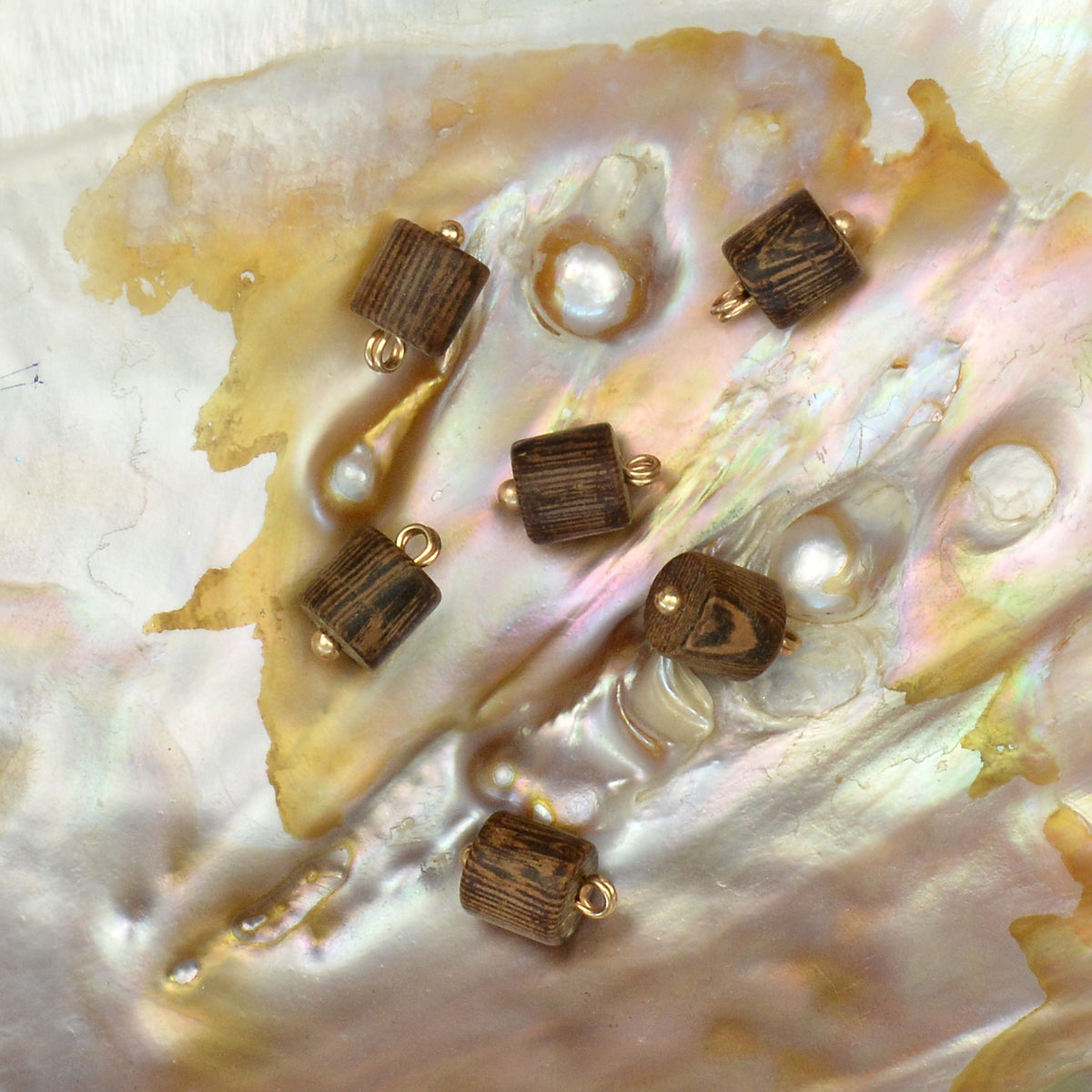 Cylinder Shape Wood Hanging Button – Button Corner