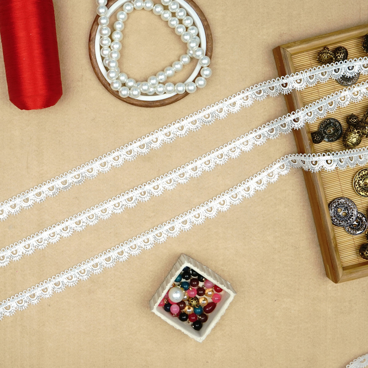 Sequence Shuttle Lace – Button Corner