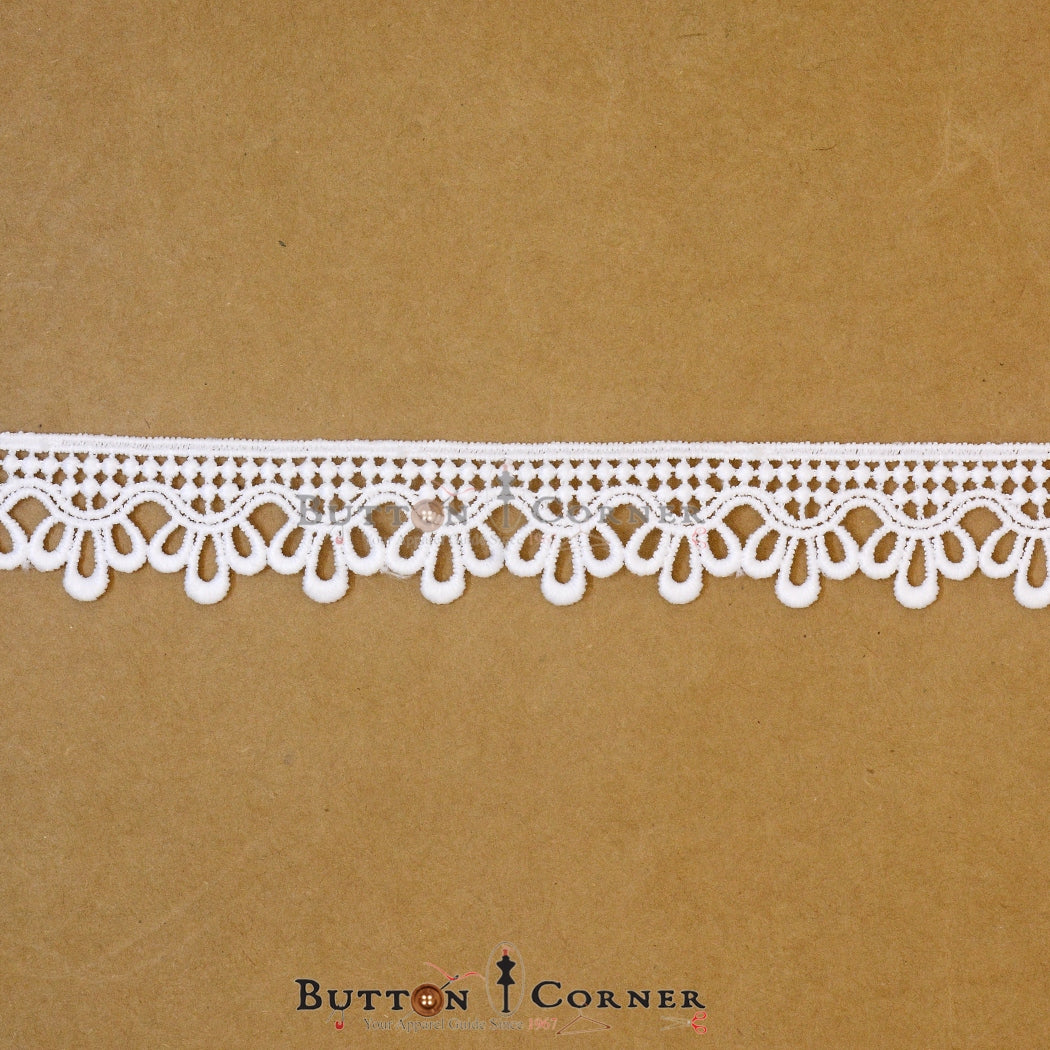 One Side Border Shuttle Lace – Button Corner
