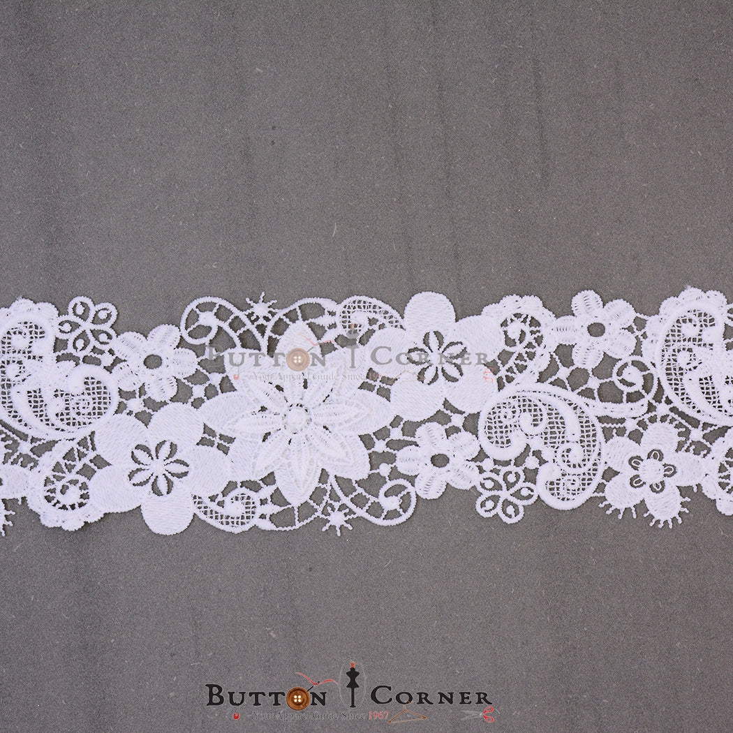 Applique Shuttle Lace – Button Corner