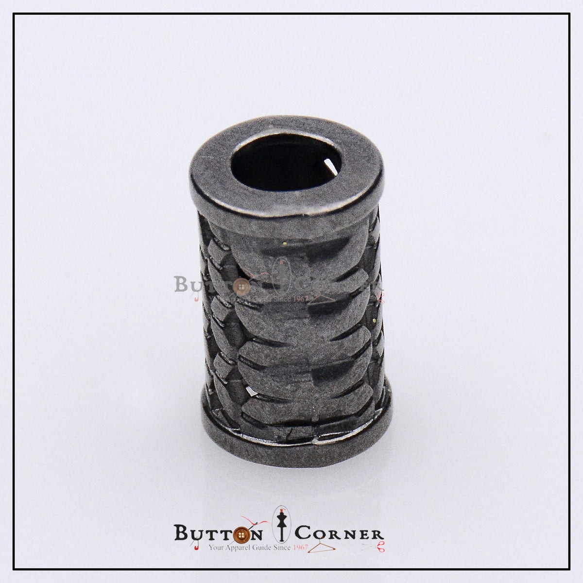 Stemple Design End Cap – Button Corner